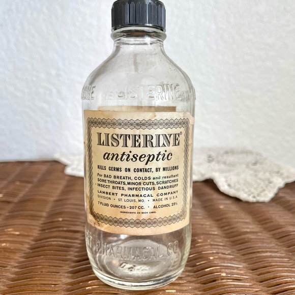 Vintage | Accents | Vintage Listerine Antiseptic Bottle 7 Ounce | Poshmark